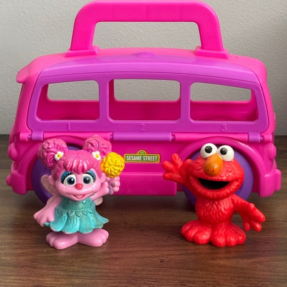 Sesame Street | Toys | Sesame Street Abby Cadabby On The Go Pink School ...